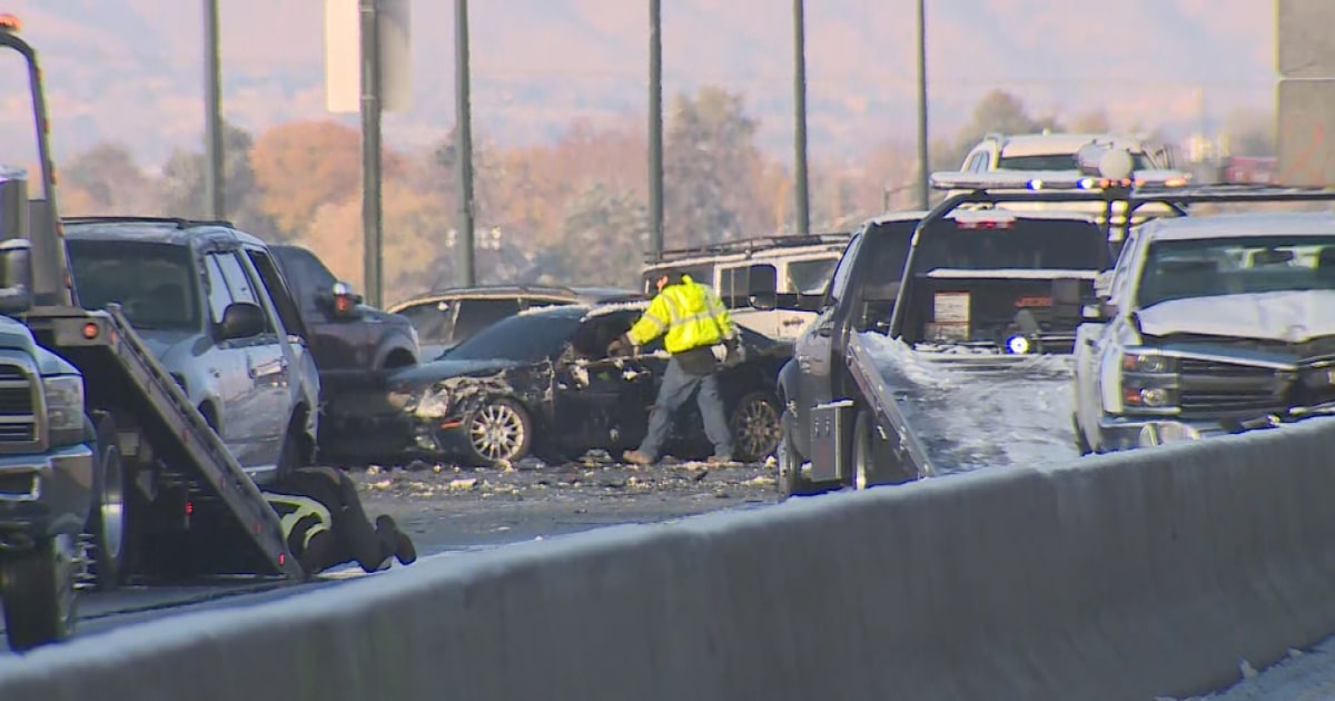 Massive 100-car pileup shuts down Colorado highway