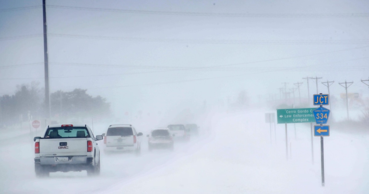 Blizzard conditions slam Midwest before taking aim at East Coast