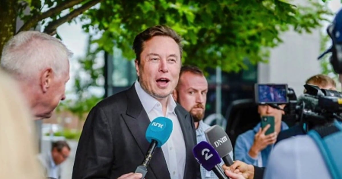 This Is Off The Rails Twitter Suspends Journalists Who Reported On Musk