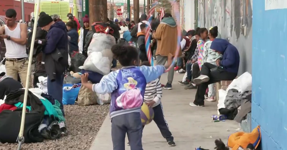 Migrants in limbo at the border shelter in desperate conditions