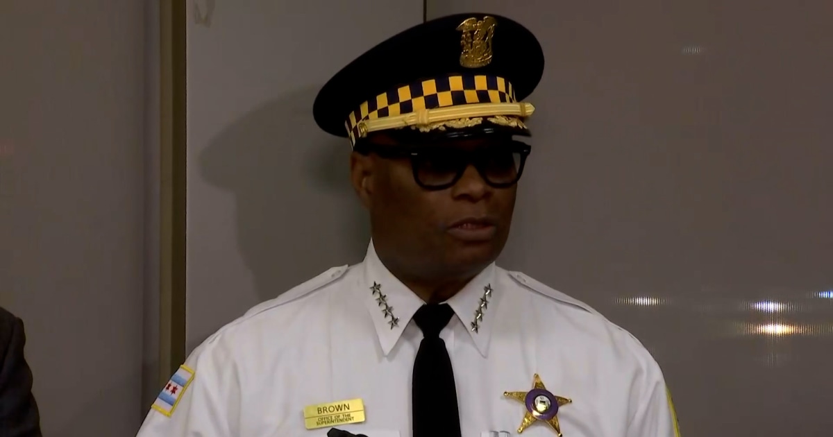 Chicago school shooting: At least 2 dead, 2 injured Chicago school shooting: At least 2 dead, 2 injured