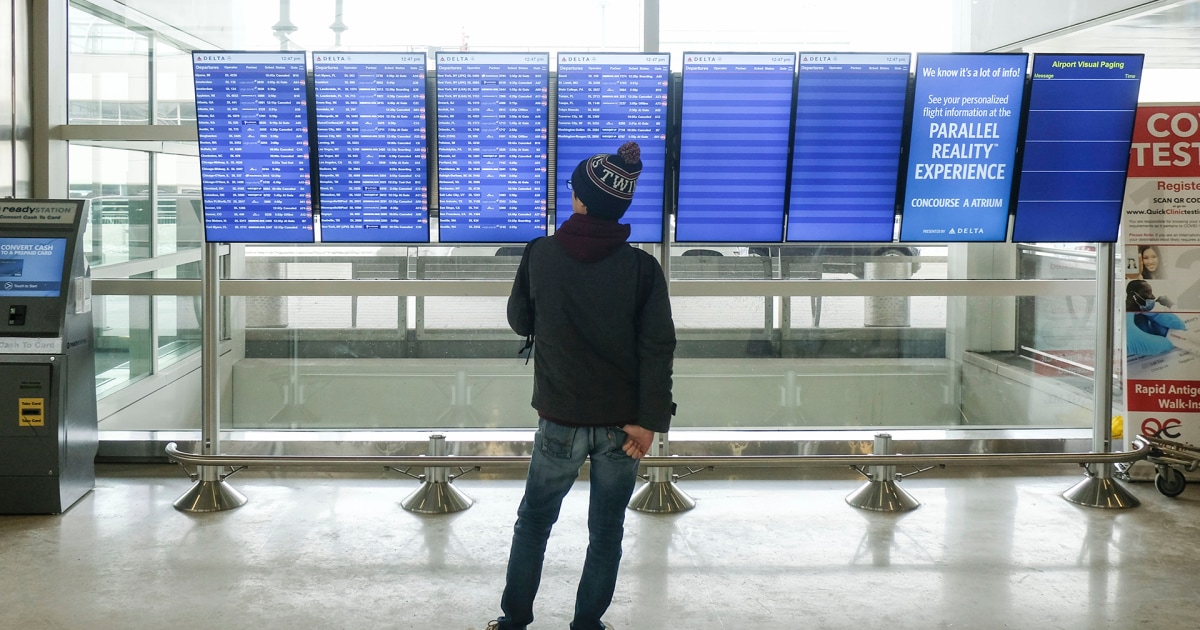 FAA outage causes travel chaos nationwide