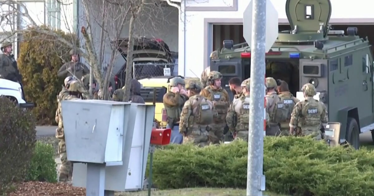 Oregon torture suspect dead following police standoff