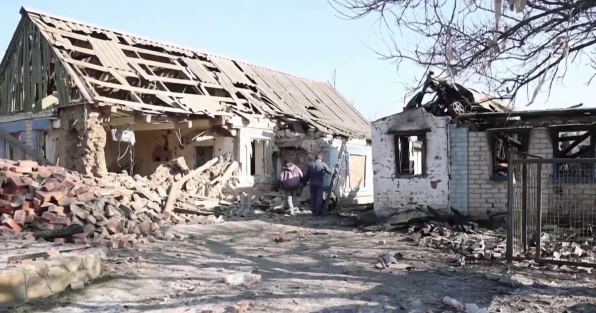 Russia launches new wave of strikes in Ukraine