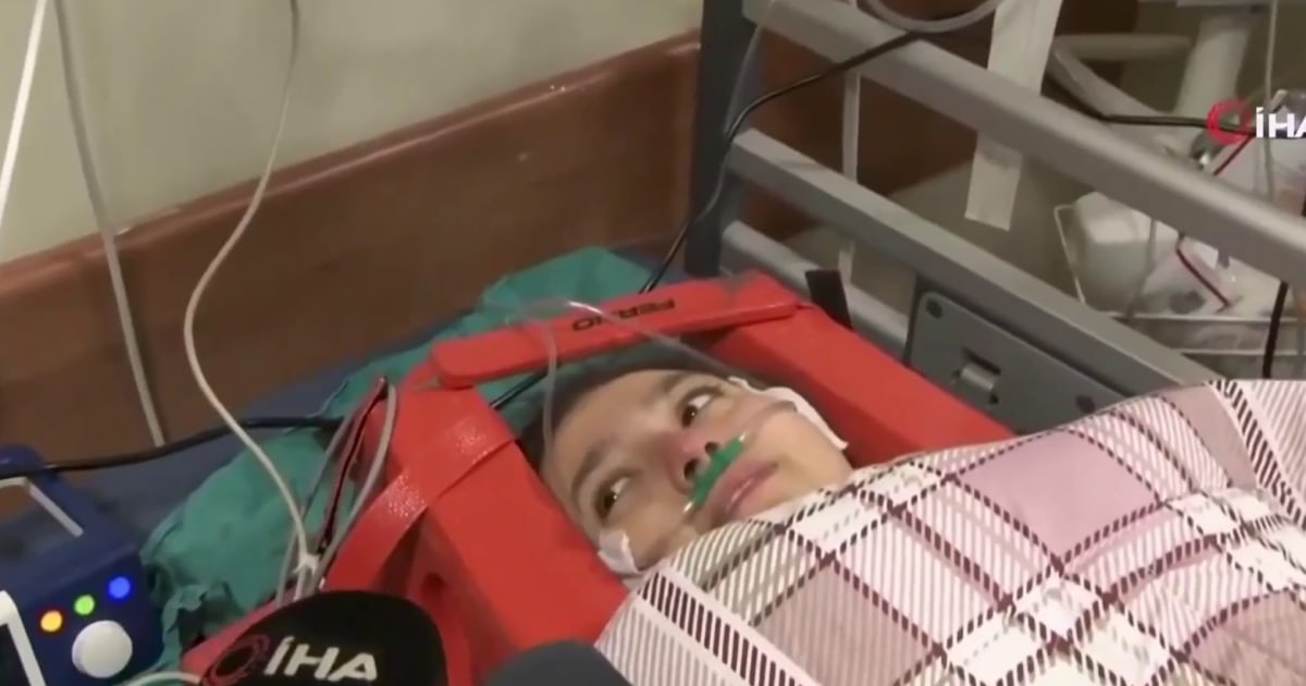 Teenager rescued from rubble nearly 11 days after earthquakes hit Turkey Teenager rescued from rubble nearly 11 days after earthquakes hit Turkey