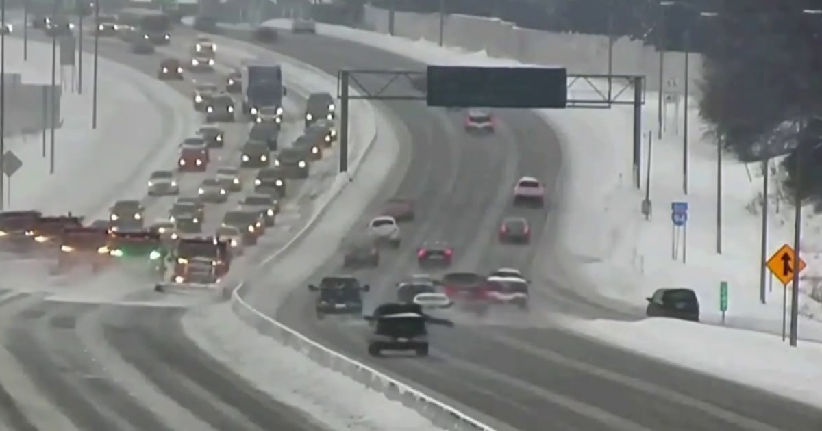 Minneapolis braces for record-setting blizzard threat