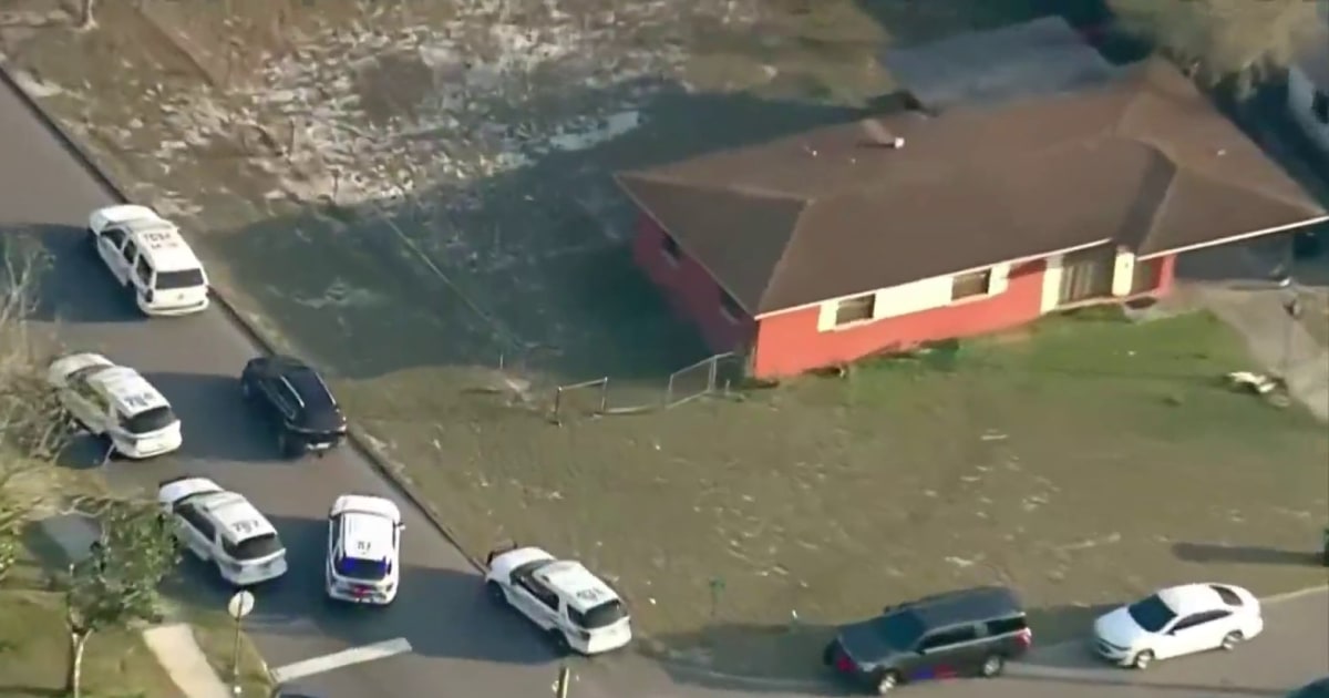 At least three dead after series of shootings in Florida