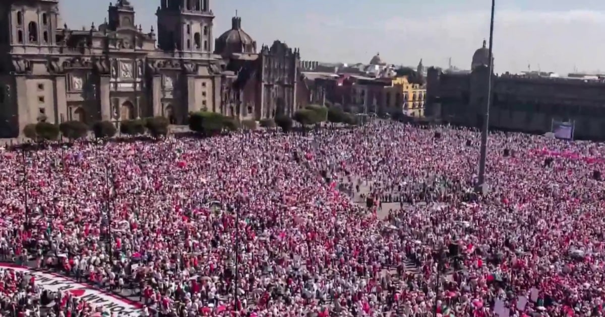 Thousands of Mexicans protest electoral overhaul