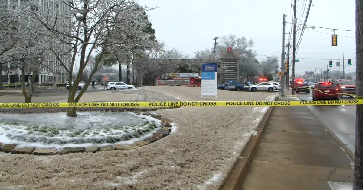 Tennessee library shooting leaves 1 dead, officer critically injured