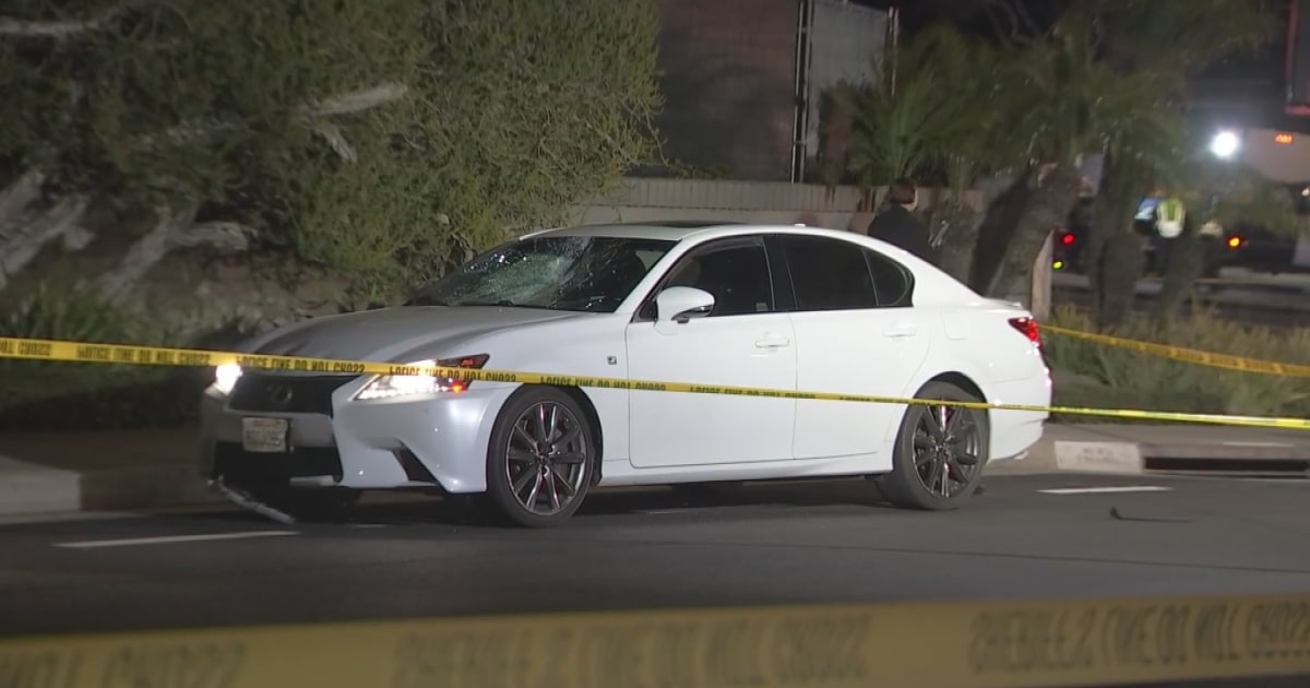 California driver strikes, then fatally stabs bicyclist California driver strikes, then fatally stabs bicyclist