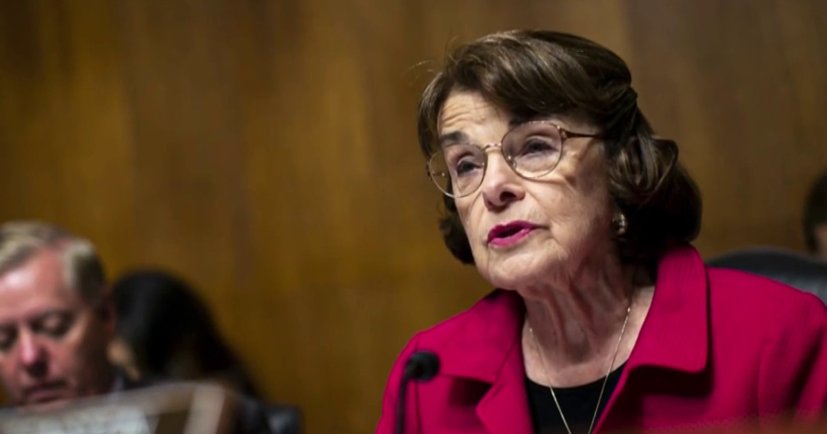 Senator Dianne Feinstein hospitalized for shingles