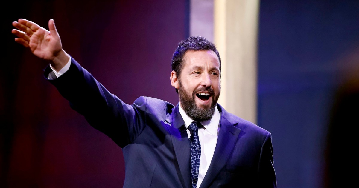 Adam Sandler credits parents' work ethic at Mark Twain Prize award