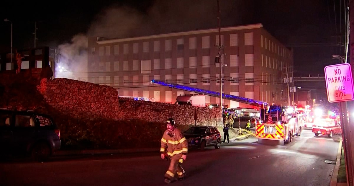 Death toll rises after explosion at Pennsylvania chocolate factory