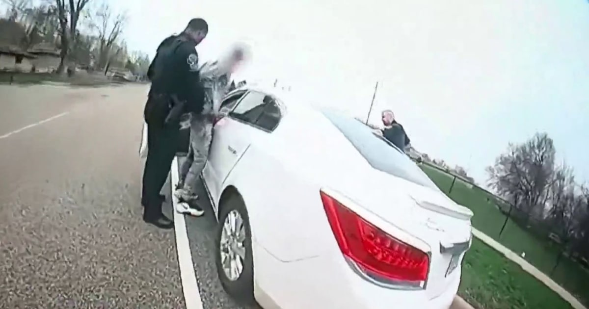 Former Minnesota police officer Kim Potter released from prison