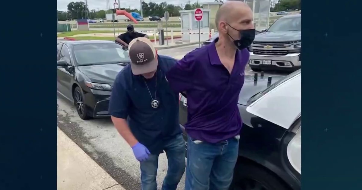 One of three remaining jail escapees captured in Texas