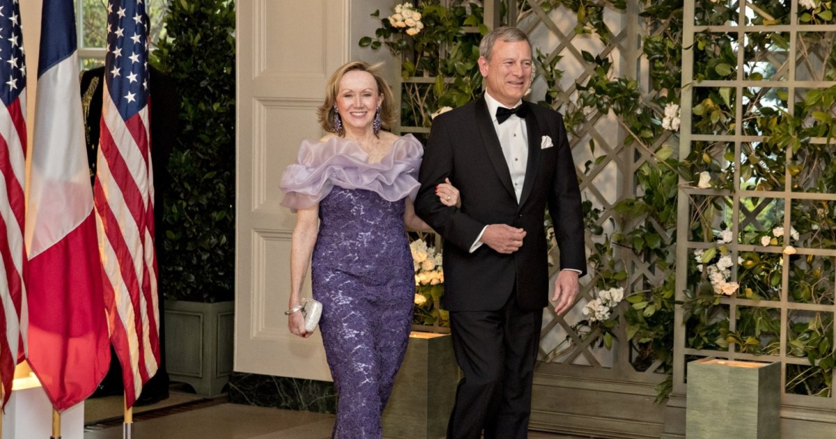 Whistleblower Wife Of Chief Justice Roberts Made 10 3 Million From