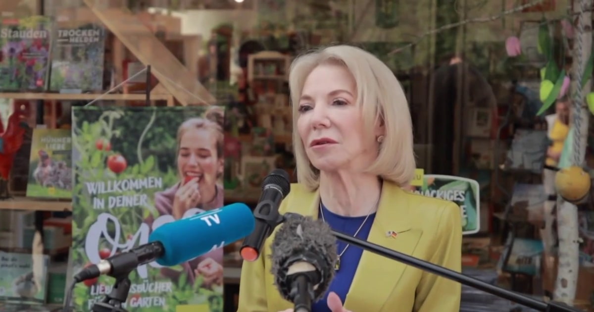 U.S. Ambassador to Germany confronts antisemitism and memorializes ...