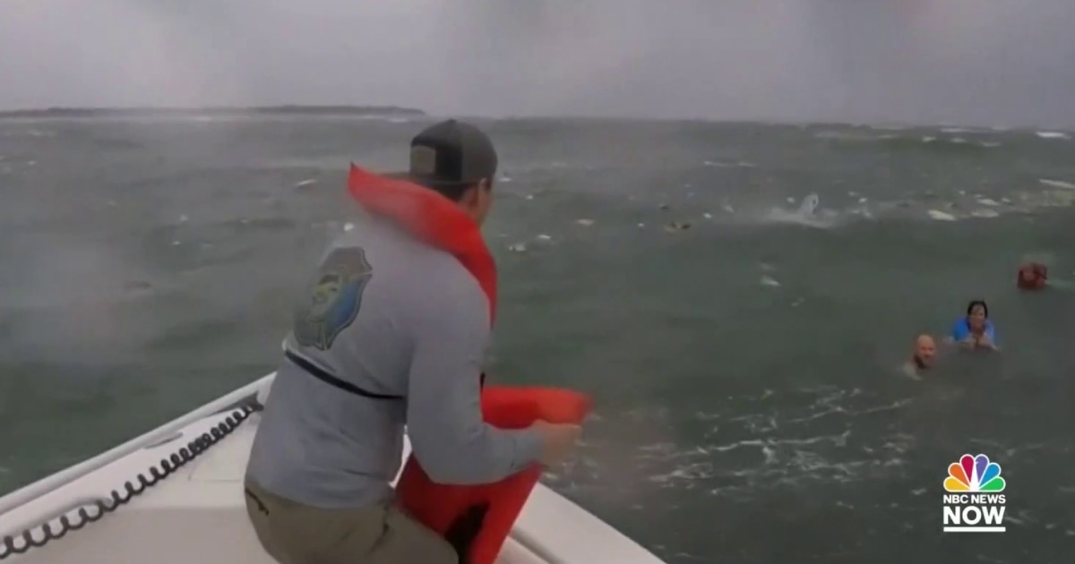 Video shows rescue after house boat capsizes off Florida coast