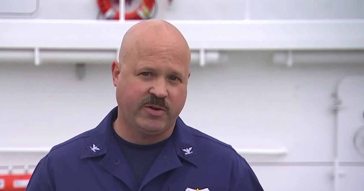 Coast Guard: Missing submersible has estimated 40 hours of oxygen left