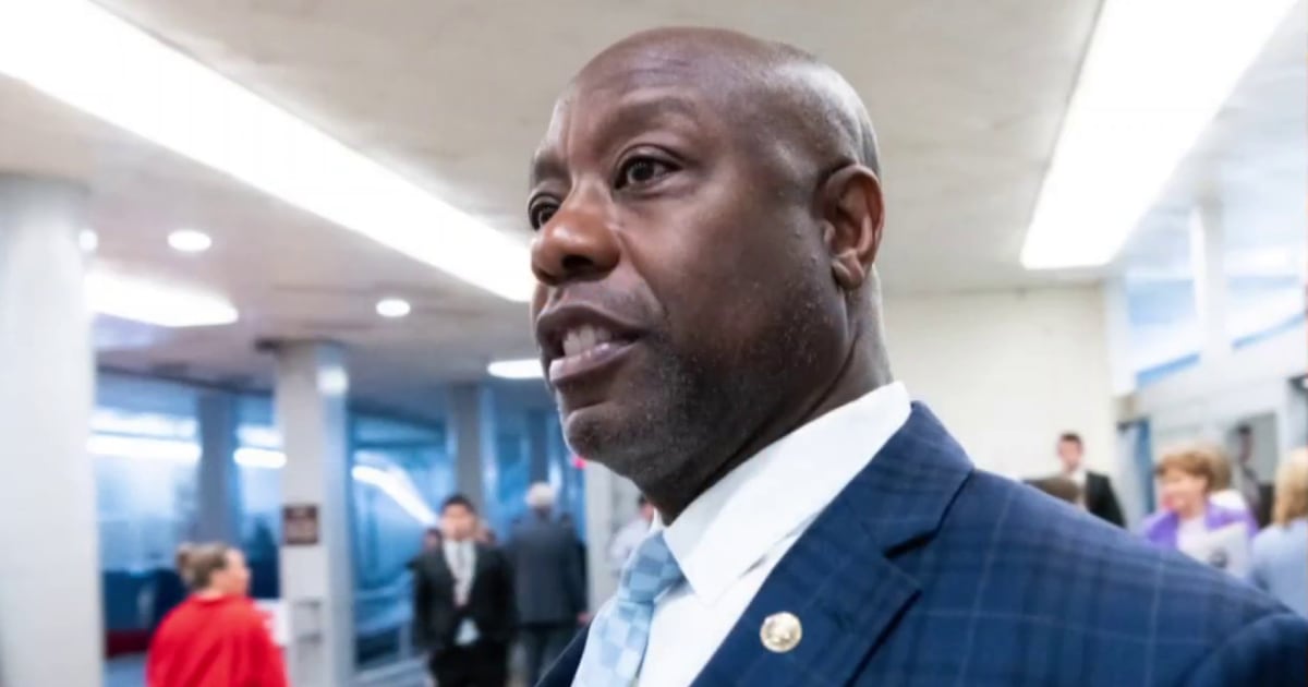 Scott's absence eases Democrats' path to confirm judges