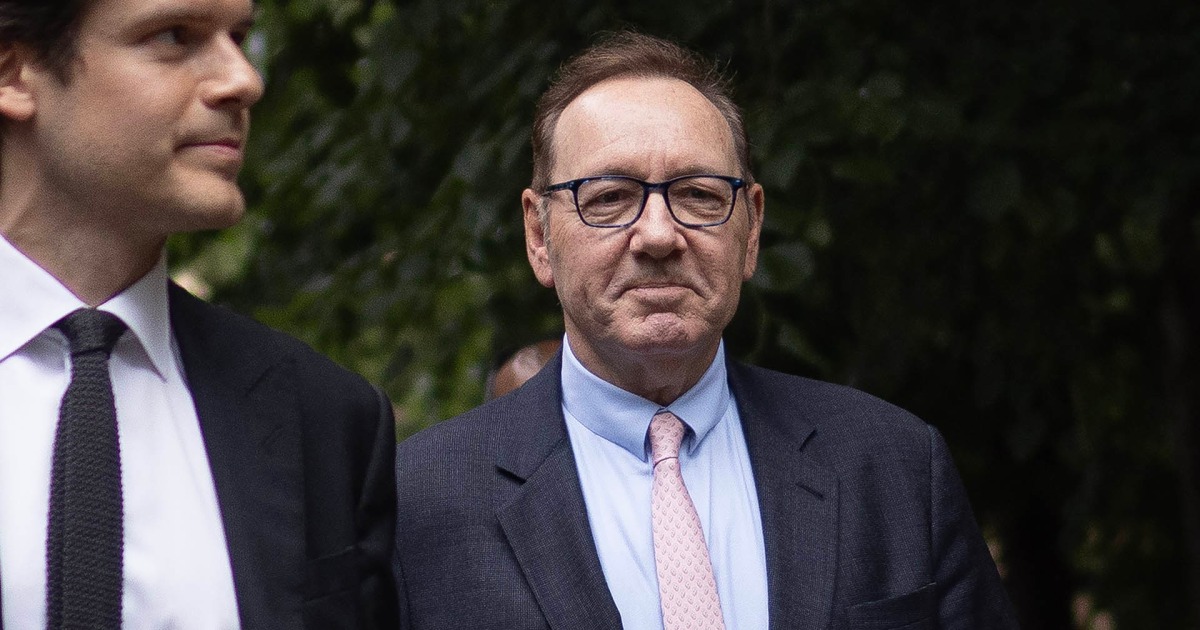 Kevin Spacey arrives at court in London to face historical sexual ...