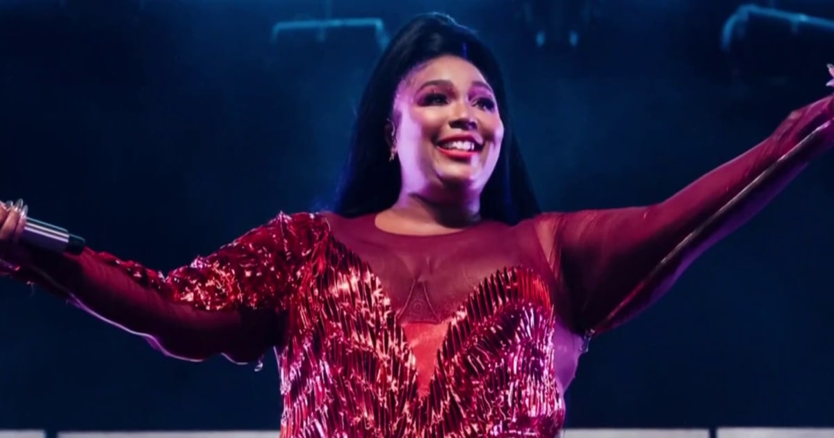 Lizzo accused of weight-shaming, sexual harassment in suit by former ...