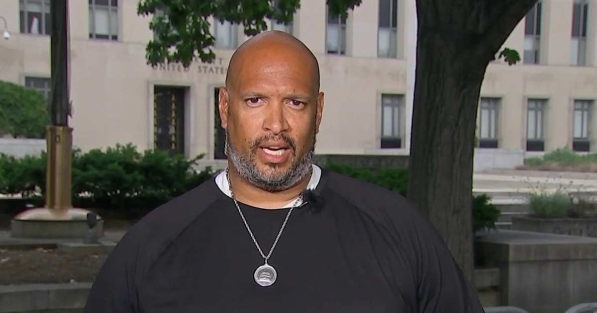 Jan. 6 officer says Trump arraignment was 'intense, emotional'