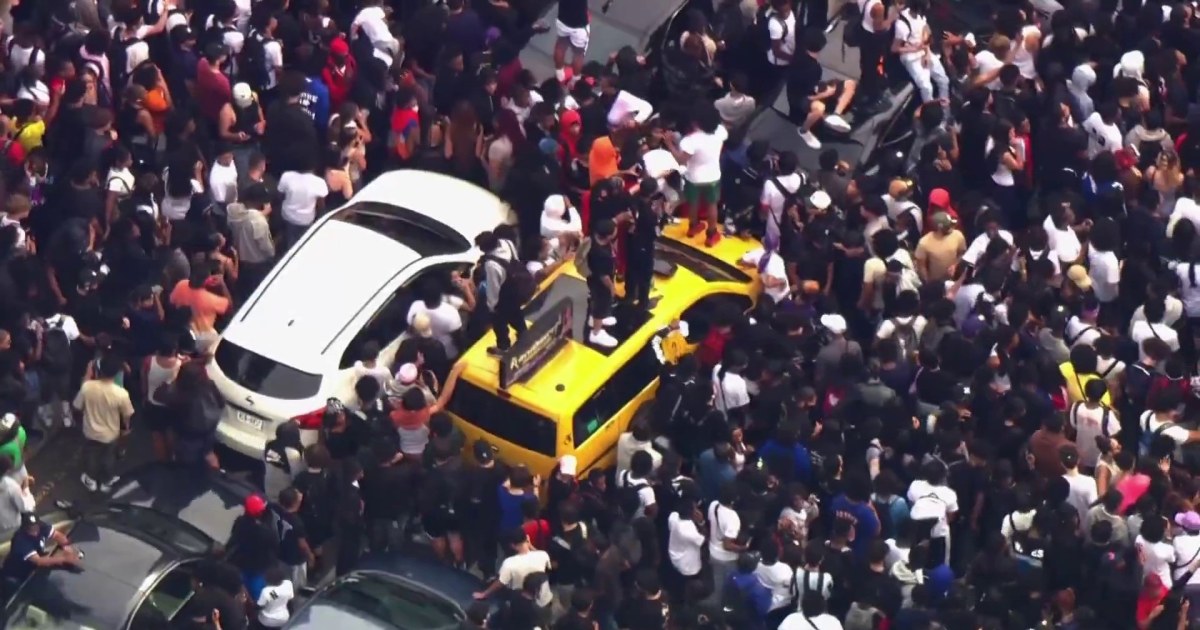 Social media influencer giveaway results in massive mob in NYC’s Union ...