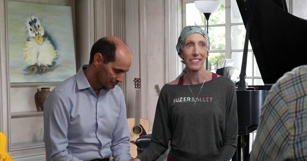 Dallas doctor with end-stage breast cancer receives musical support