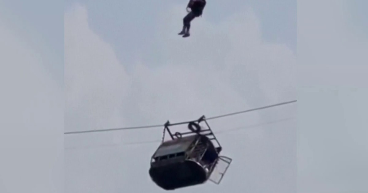 7 students and teacher rescued from cable car in Pakistan
