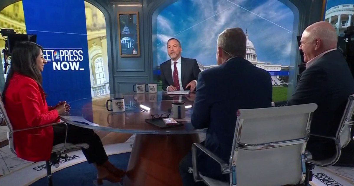 Full Panel: GOP presidential candidates are ‘praying for a Trump implosion’