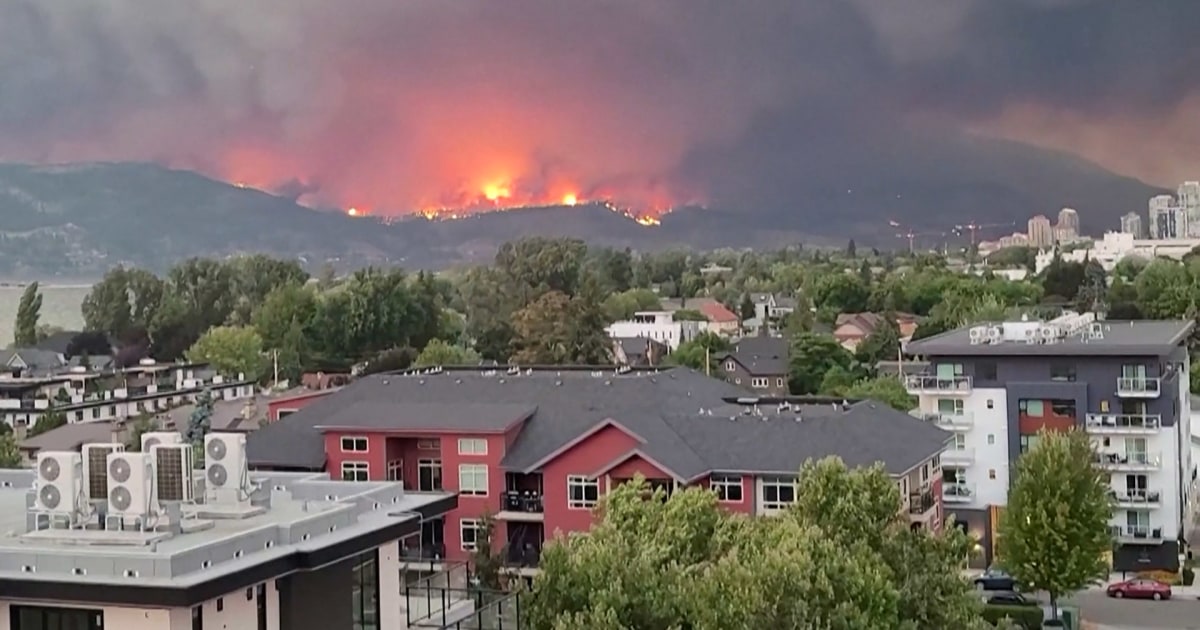 Thousands order to leave as Canadian firefighters battle wildfires