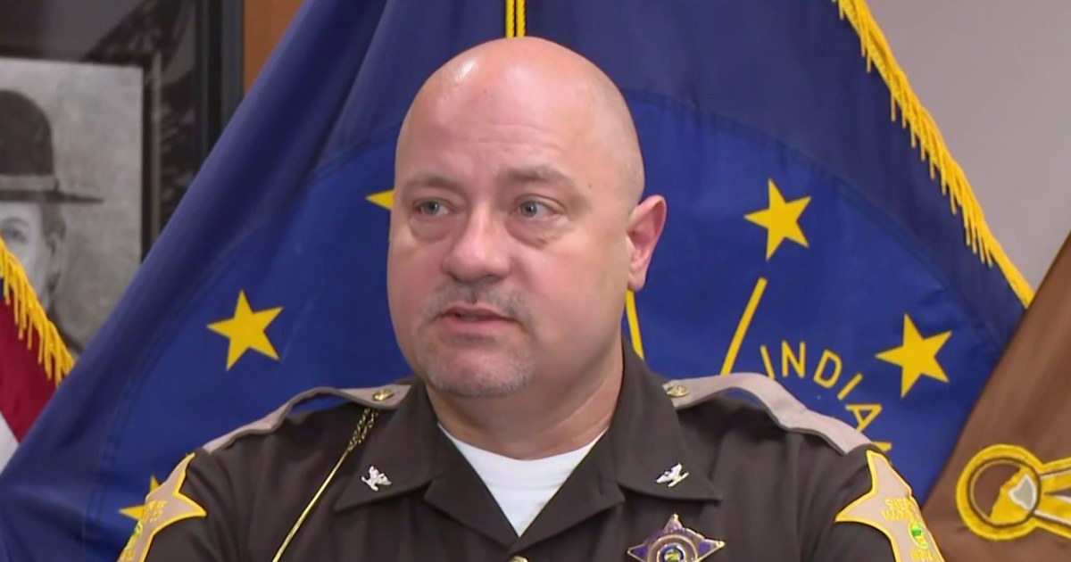 Indiana officials offer reward for missing murder suspect