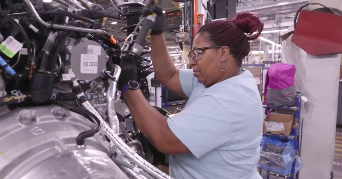 United Auto Workers strike expands against Ford and GM