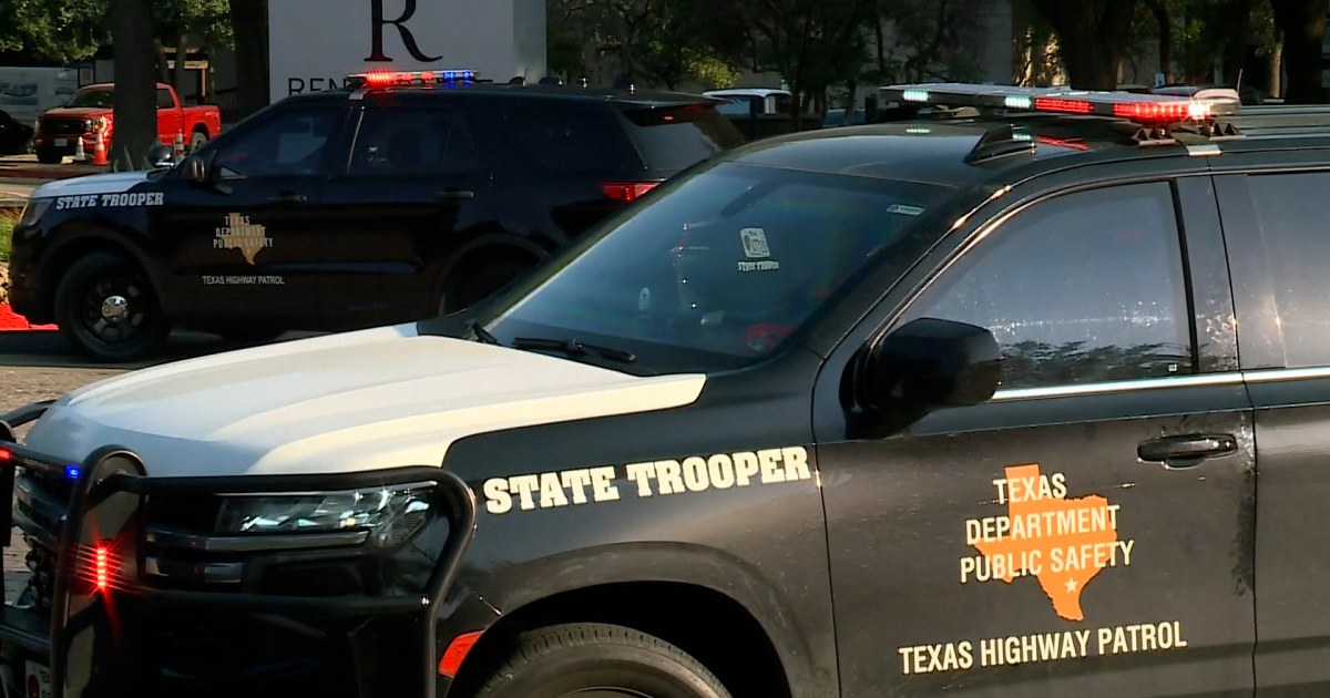 Two dead, including suspect, after shooting at Austin shopping center