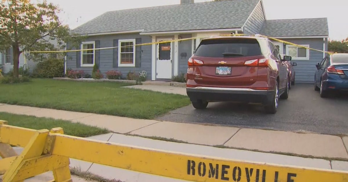 Family of four found shot to death in Romeoville, Illinois, home