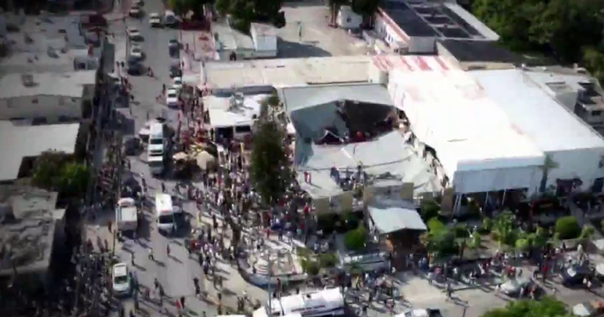 At least 10 killed in Mexico church collapse At least 10 killed in Mexico church collapse