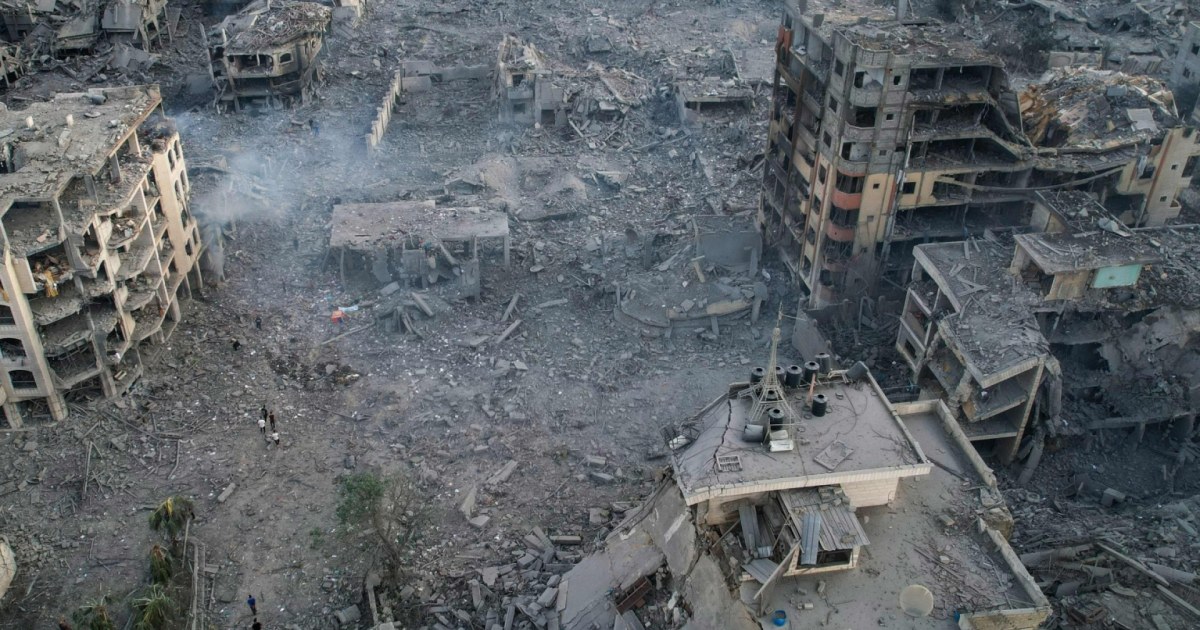 Gaza under fire as fears grow for hostages