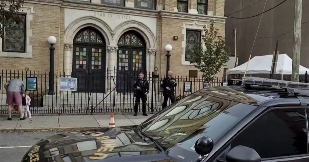 FBI warns of growing threats in the U.S. amid Israel-Hamas war