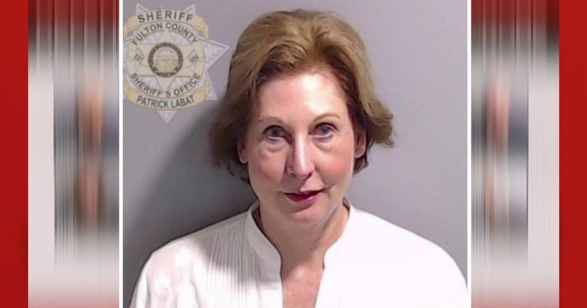 Former Trump lawyer Sidney Powell pleads guilty in Georgia election ...