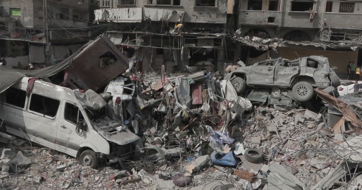 Al-Shati refugee camp in ruins from continuous airstrikes