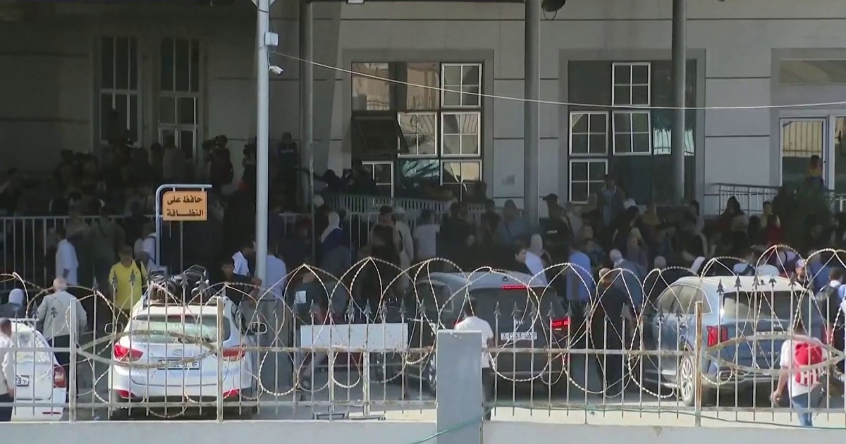 First evacuees make way out of Gaza across Rafah border crossing