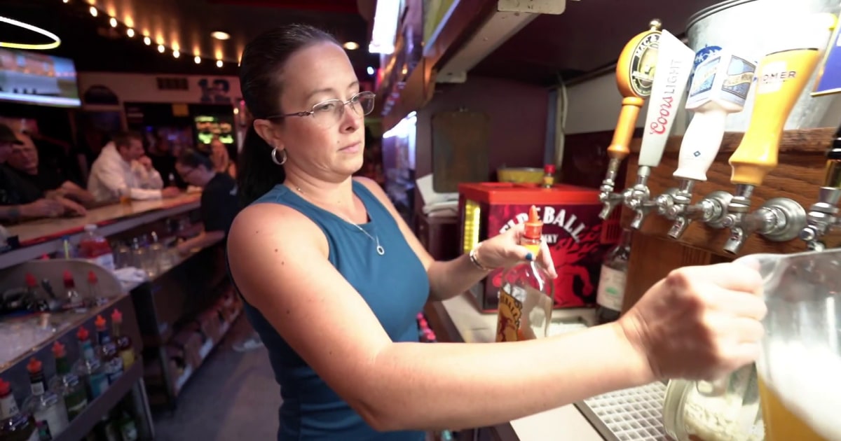 Months after fatal bar shooting, Seattle-area community remembers lives ...