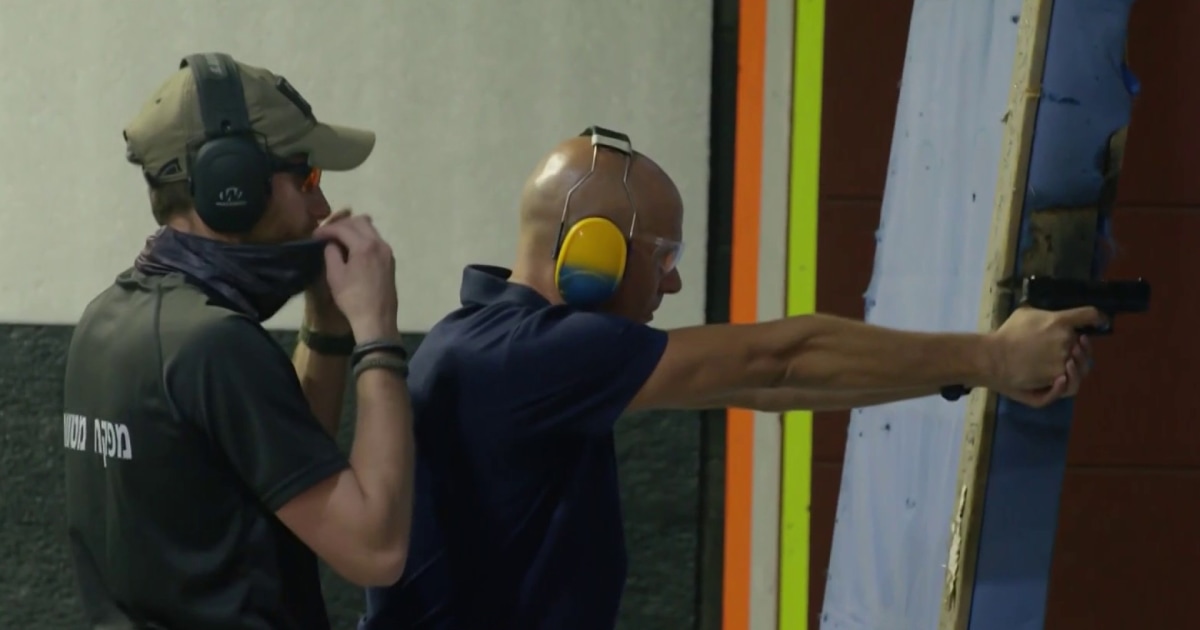 Israeli civilians buying more guns as war intensifies