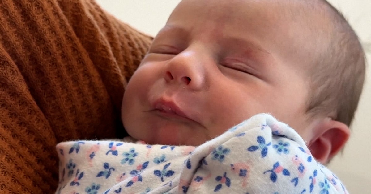 Three generations share same birthday