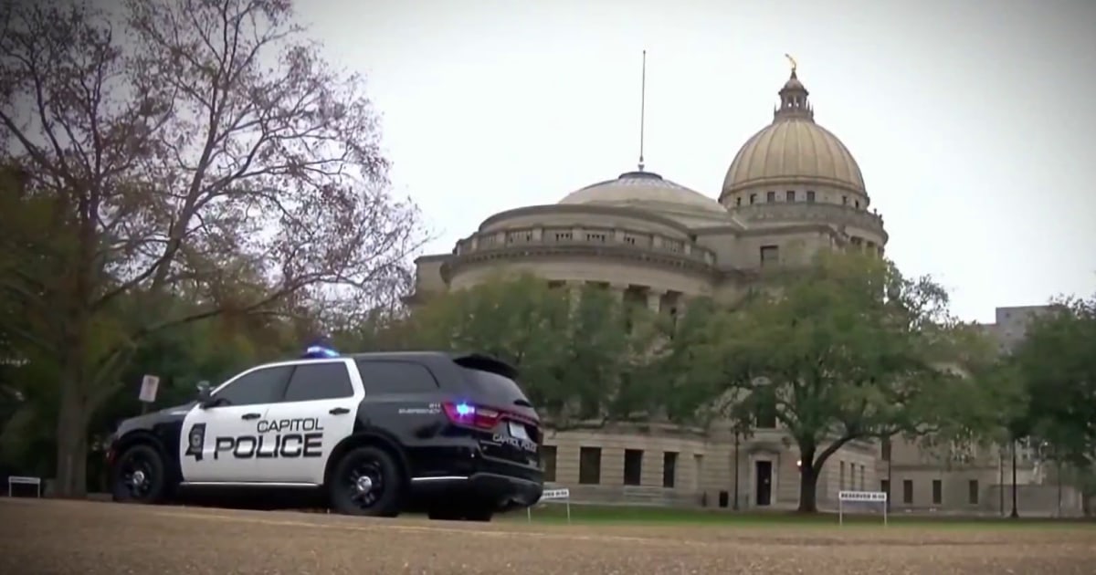 State government buildings face bomb threats for the second day