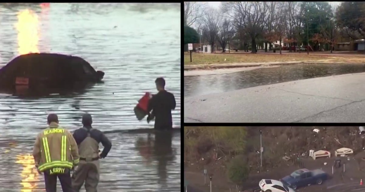 Ice jam threatens flash flood emergency in Midwest