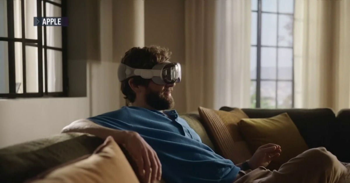 Test driving Apple's new Vision Pro device