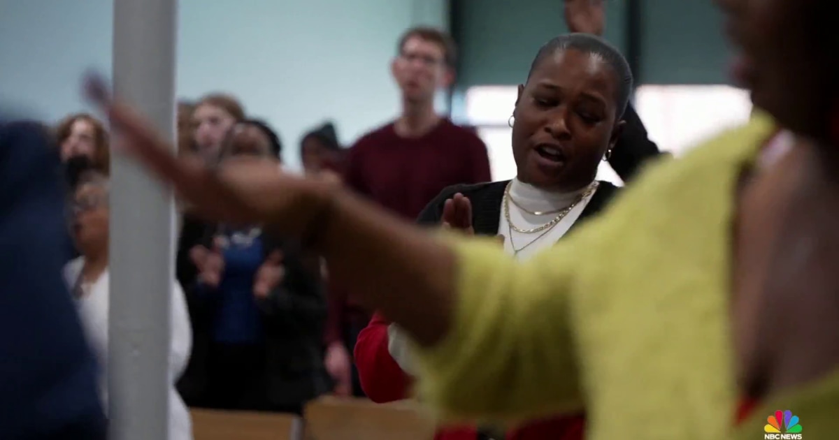 Roseland Portrait Project celebrates people from Chicago south side ...