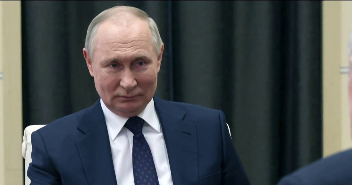 Tucker Carlson releases interview with Russian President Vladimir Putin